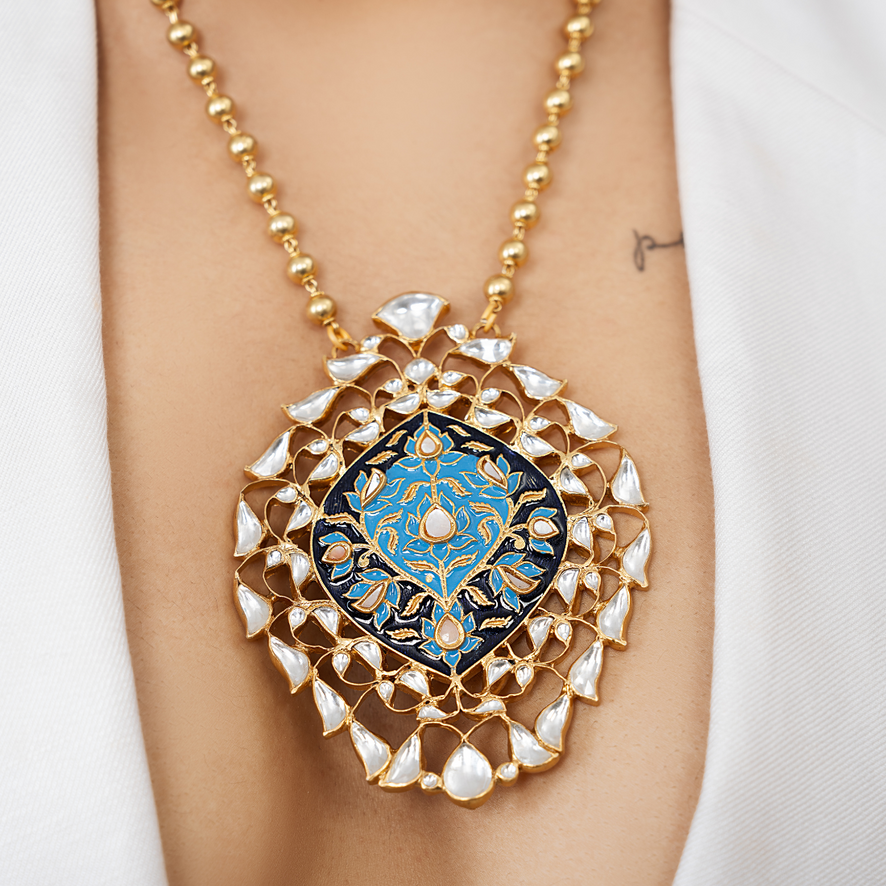 Amara Peach Polki Studs – Yamoona